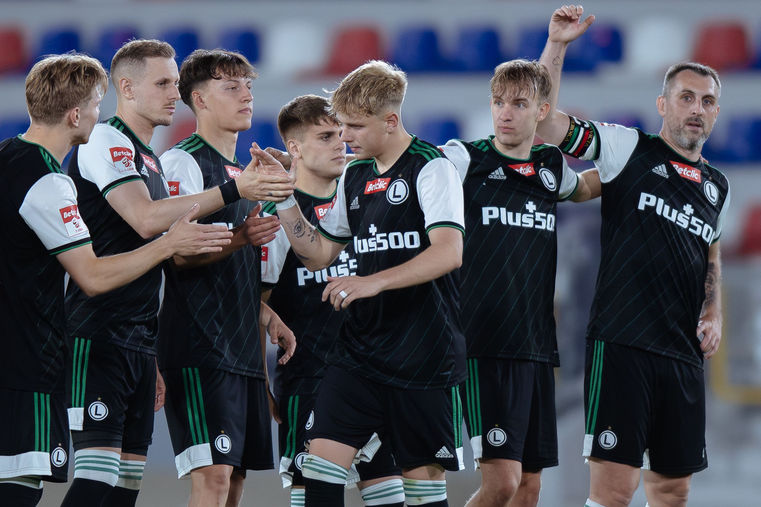 Rezerwy: Wojskowi grają o Puchar Polski! Transmisja meczu Legia II - KS CK Troszyn na Youtube ...