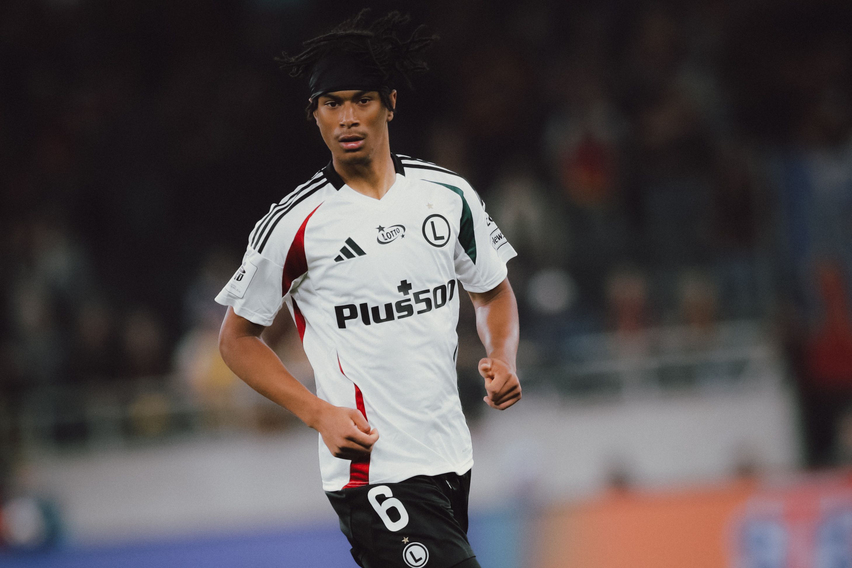 Maxi Oyedele zadebiutował w Legii Warszawa - Legia Warszawa