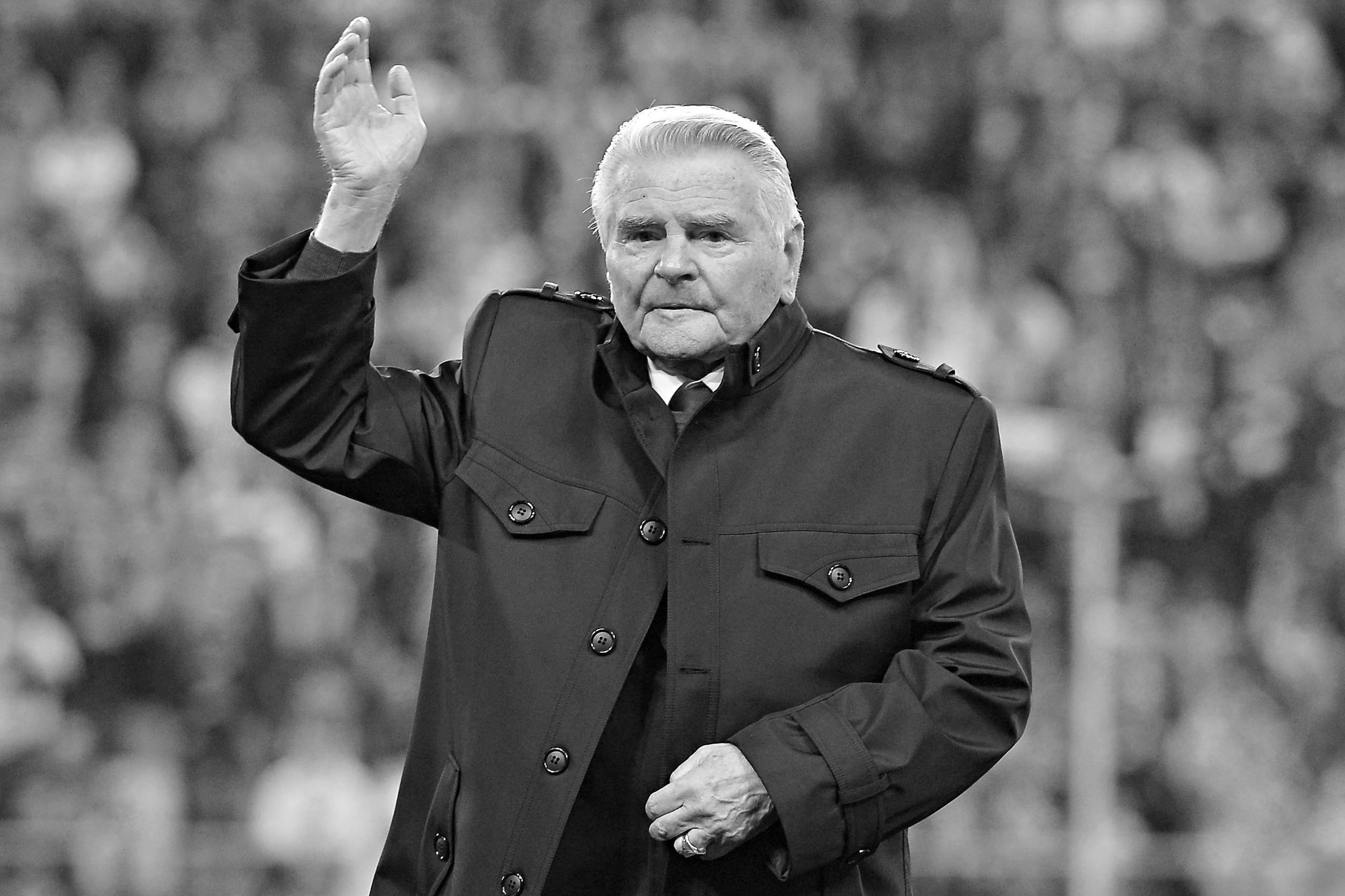 Legenda. Symbol. Autorytet. Lucjan Brychczy. - Legia Warszawa